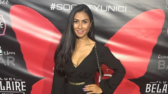 Uli Auliani - TribunnewsWiki.com