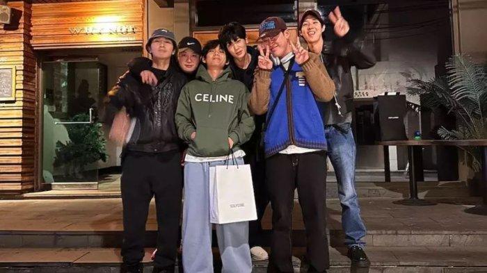 Choi Woo Shik Rayakan Ulang Tahunnya bersama Anggota Wooga Squad ...