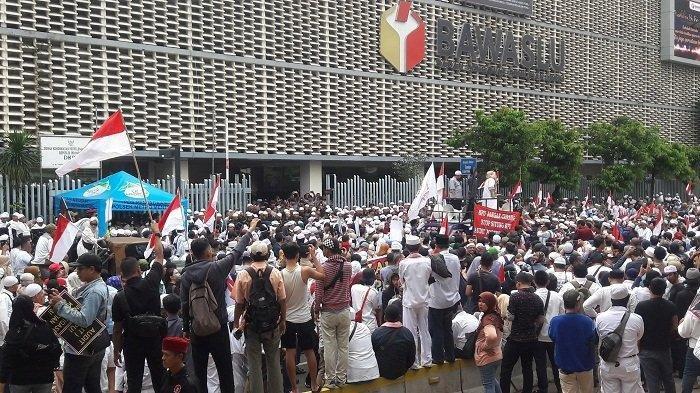 Kronologi Aksi Demo Tolak Hasil Pilpres di Depan Gedung Bawaslu ... Kronologi Aksi Demo Tolak Hasil Pilpres di Depan Gedung Bawaslu ...