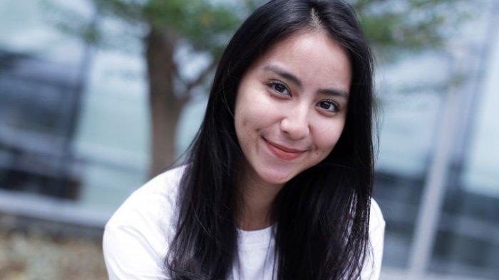 Profil Clairine Clay, Selebgram yang Baru Saja Dilamar Joshua Suherman ...