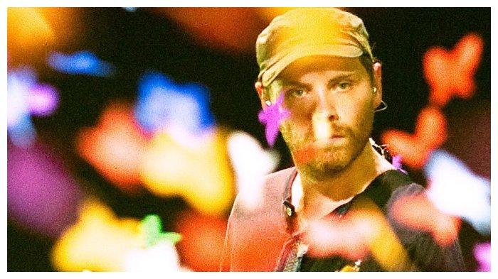 Lirik dan Terjemahan Lagu Coldplay - Fix You, Lengkap Beserta Video ...