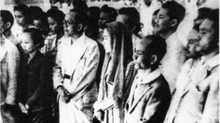 17 AGUSTUS - Pernak-Pernik Proklamasi: Kamera & Fotografer ...