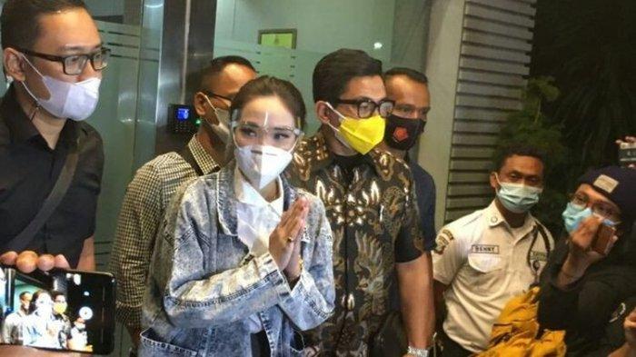 Diperiksa hingga 10 Jam, Gisel Dicecar 49 Pertanyaan dan Kembali Minta Maaf - TribunnewsWiki.com