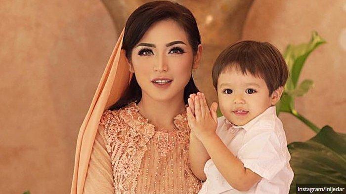 Jessica Iskandar - TribunnewsWiki.com