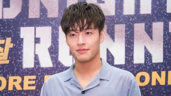 Kang Ha Neul - TribunnewsWiki.com