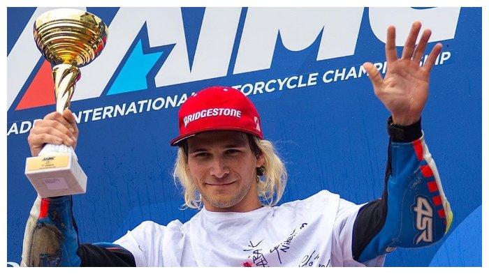 Karel Hanika - TribunnewsWiki.com