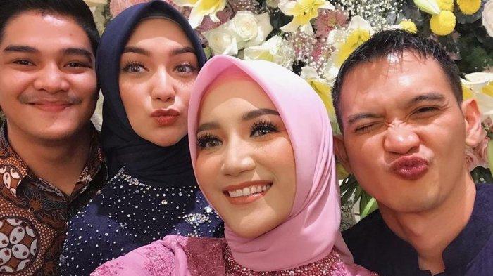 Resmi Lamar Citra Kirana, Rezky Aditya Nyanyikan ‘Janji Suci’ pada Calon Istrinya, Lihat Fotonya ...