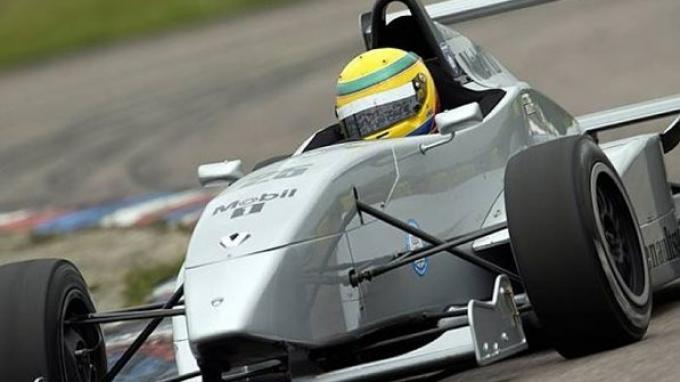 Lewis Hamilton - TribunnewsWiki.com