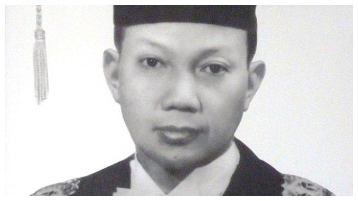 17 AGUSTUS - Serial Pahlawan Nasional: Prof. Mr. Dr. R. Supomo ...