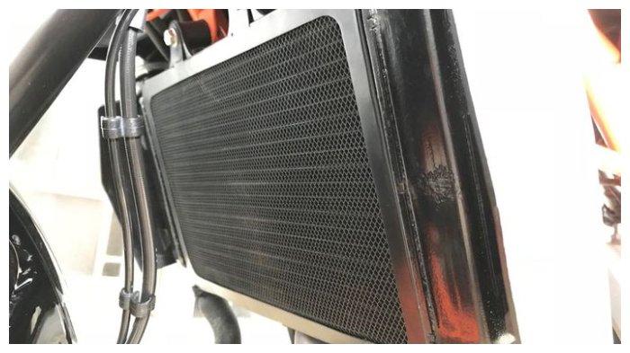 Cuaca Sedang Panas, Ini Tips-tips agar Mesin Motor Tidak Overheat ...
