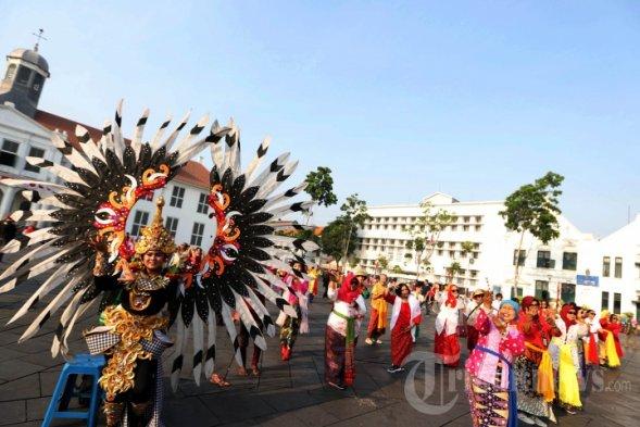 Tari Cokek - TribunnewsWiki.com