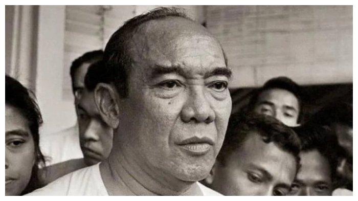 Umar Kayam - TribunnewsWiki.com