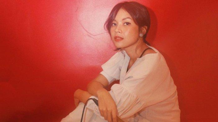 Chord Kunci Gitar Walking Back Home - Vira Talisa, The Night was ...