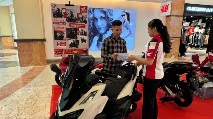Tampilkan Berbagai Motor Matic Honda Selama Tiga Hari di Mal SKA ...