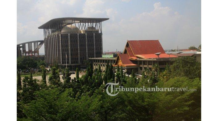 Dukung Penggunaan Energi Terbarukan, Kantor Gubernur Riau Dilengkapi ...