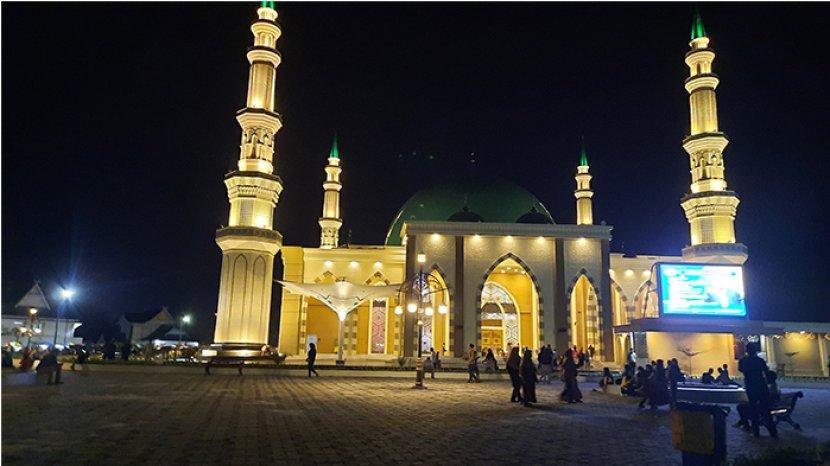 Berwisata Religi dan Berbuka Dengan Bubur Lambok Idaman, Menu Buka ...