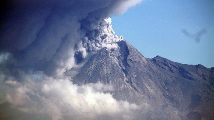 Gunung Merapi Siaga, 13 Objek Wisata Magelang Tutup - TribunPontianak ...