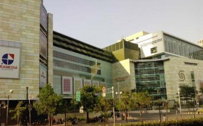 Wajib Cek Suhu Tubuh Sebelum Ngemal di Grand Indonesia - Wartakotalive.com