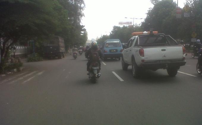 Pukul 10.45 Jalan Salemba Raya Hingga Jalan Kramat Raya Ramai Lancar ...
