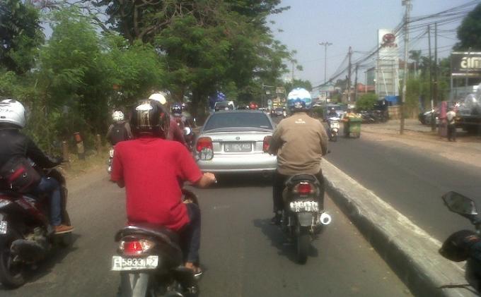 Pukul 08.55 WIB, Jalan Raya Kalimalang Ramai Lancar - Wartakotalive.com