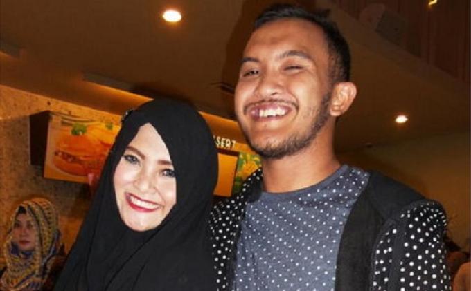 Wah, Cesar YKS Akui Sering Nonton Film Porno - Wartakotalive.com