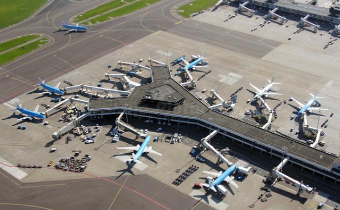 Apron Pesawat di Terminal 3 Bandara Soetta Hampir Selesai ...