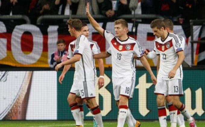 Jerman Turunkan Kekuatan Penuh Lawan Gibraltar - Wartakotalive.com