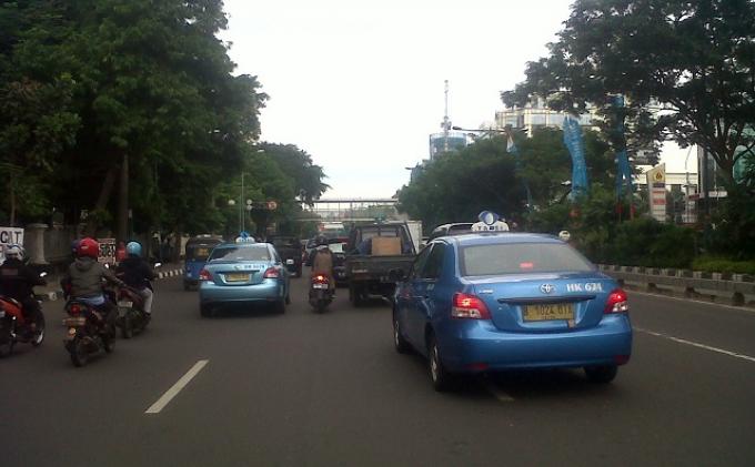 Pukul 10.00 Jalan Matraman Raya ke Salemba Lancar - Wartakotalive.com
