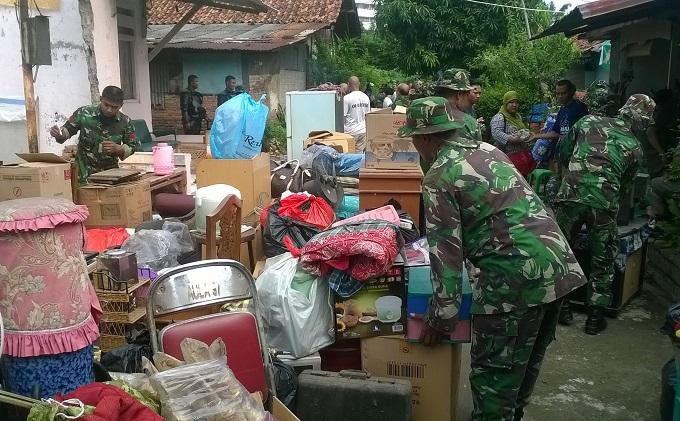 Aparat Kosongkan Eks Perumahan Yonhub Dithubad Pejambon - Wartakotalive.com