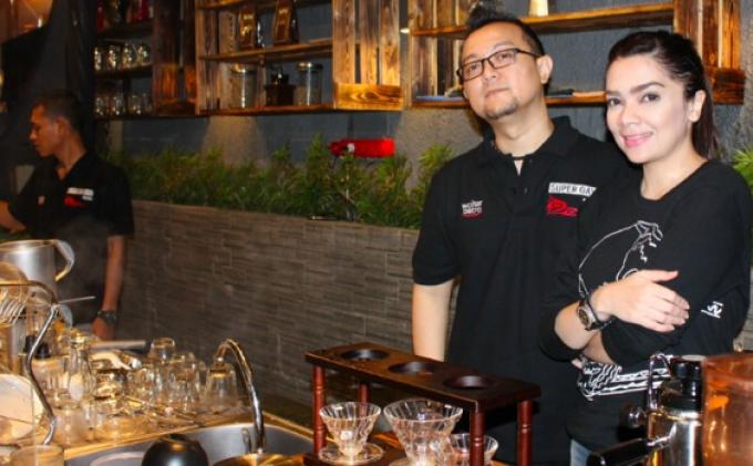 Buka Coffee Shop, Modal Kin The Fly Tak Sampai Rp 500 Juta ...
