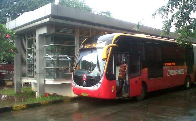 Hino Produksi 2.000 Busway Per Tahun - Wartakotalive.com