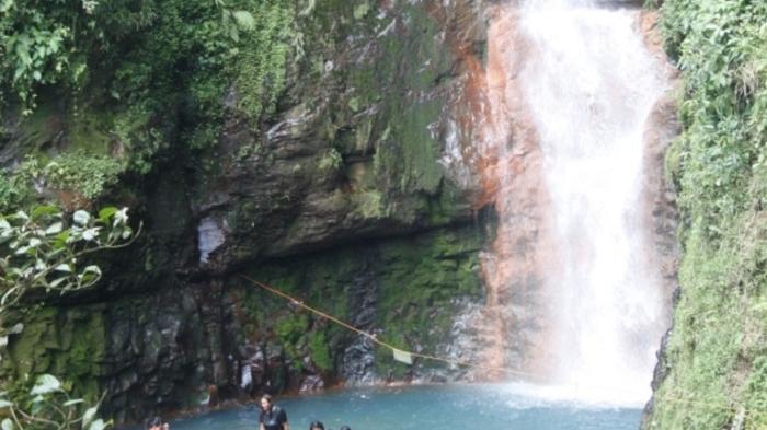Pesona Curug Cigamea di Kaki Gunung Salak - Wartakotalive.com