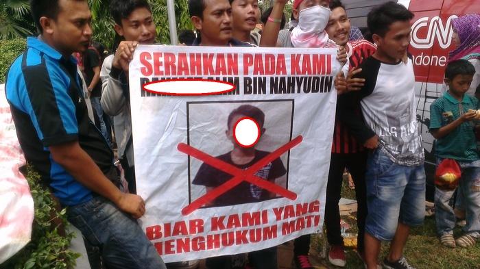 BREAKING NEWS: PN Tangerang Memanas, Tetangga Enno Farihah Siap Hukum ...