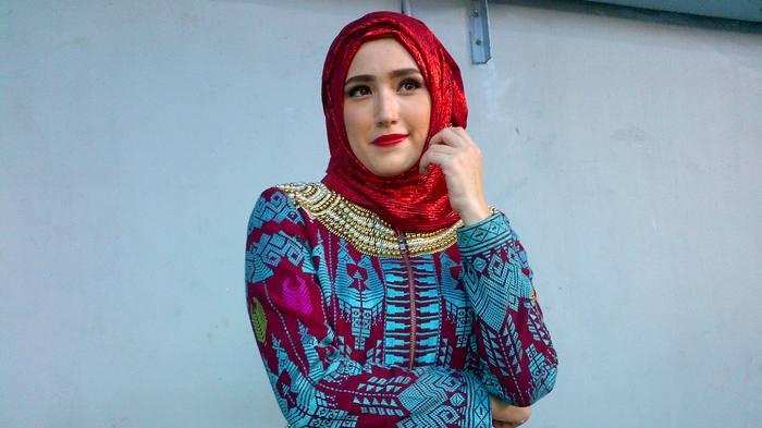 Kiesha Alvaro Dikabarkan Dekat dengan Frislly Herlind, Adelia ...