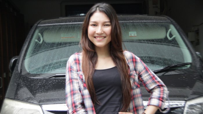 Reva Mustafa, Nikmati Peran Baru Di Film Assalamu'alaikum Calon Imam ...