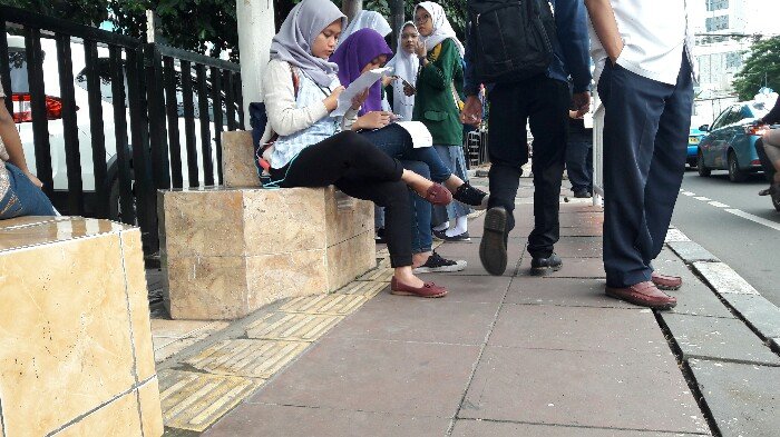 Pemasangan Guiding Block Banyak Menyesatkan Kaum Disabilitas ...