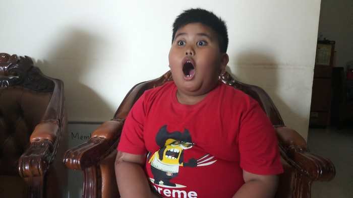 Inisiatif Sendiri Adegan Ekspresi Melongo Bocah Pramuka Liat Jokowi ...