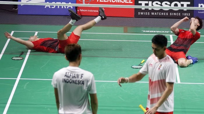 BERITA FOTO: Begini Gaya Kevin-Gideon saat Meraih Medali Emas ...