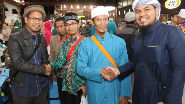 Tifa Tour Optimis SIPATUH Memberi Rasa Aman Para Jamaah Beribadah Umroh ...