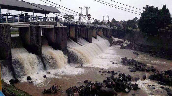 Bendung Katulampa Bogor Siaga Tiga, 28 Kelurahan di Jakarta Diminta Waspada Air Kiriman ...