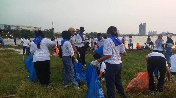 Rangkaian Balap Formula E 2023, Siswa Pecinta Alam SMAN 46 Jakarta ...