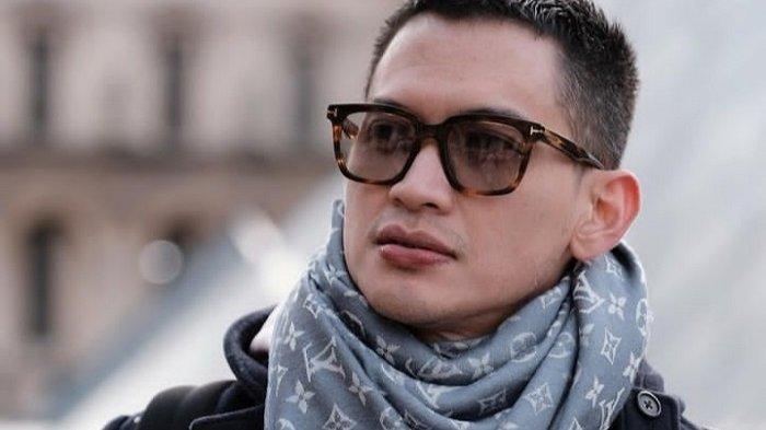 Pengacara Irwan Irawan Bantah Rezky Aditya Menyebarkan Video Syur ...