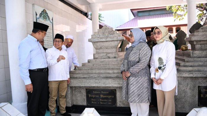 Gali Inspirasi Perjuangan, Pasangan Anies-Gus Imin Memilih Berziarah ke ... Gali Inspirasi Perjuangan, Pasangan Anies-Gus Imin Memilih Berziarah ke ...