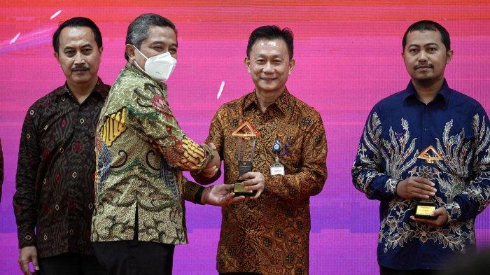 Wisma BCA Foresta BSD City Raih Penghargaan Subroto Bidang Efisiensi ...