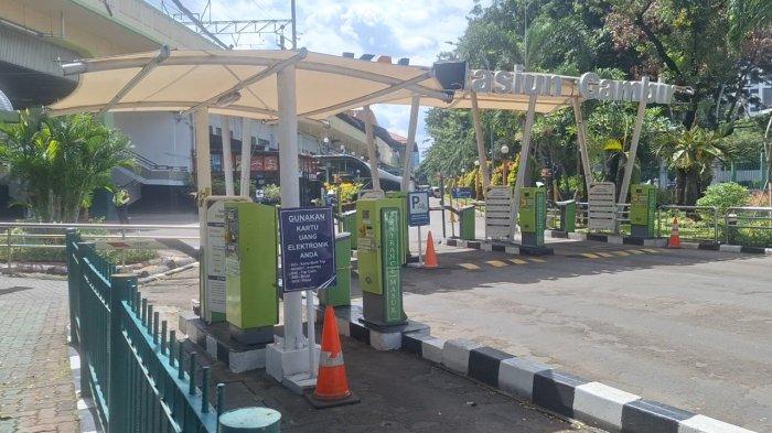 Motor Pelanggan Dimaling di Stasiun Gambir, KAI Ganti Rugi Seluruh ...