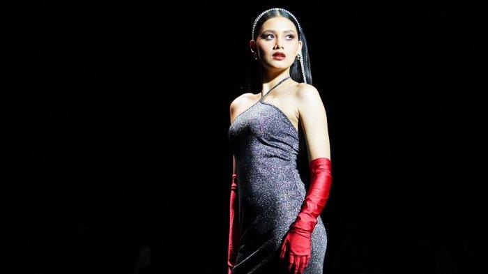 Callista Arum Deg-degan Jadi Model Catwalk Saat Pamerkan Karya Busana ...