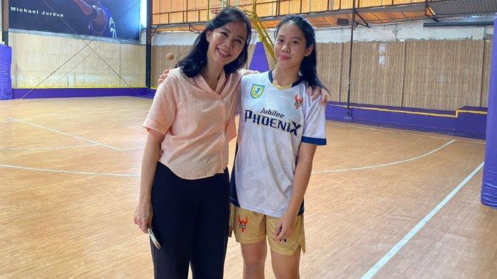Dukungan Penuh Sang Ibu untuk Michelle Suteja Pemain Basket SMA Jubilee ...