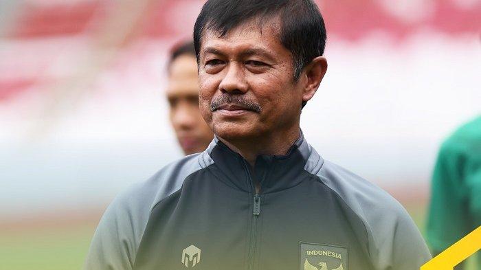 Indra Sjafri Salat di Masjid Nabawi untuk Doakan Indonesia Lolos ke ...