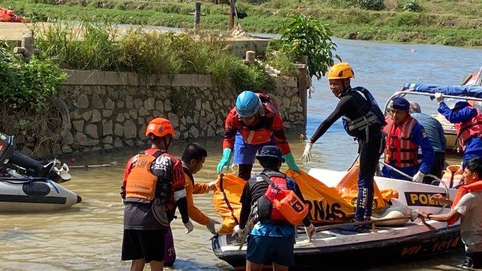 Polisi Selidiki Dugaan Kelalaian Uji Coba Perahu RIB di Sungai Cikeas yang Tewaskan 2 Orang Kru ...