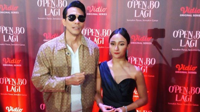 Darius Sinathrya Lakoni Adegan 'Panas' di Series 'Open BO Lagi', Sempat Canggung hingga Tidak ...